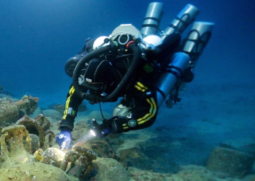 Archeologia subacquea nella terra dei ciclopi: focus ad Aci Castello ...