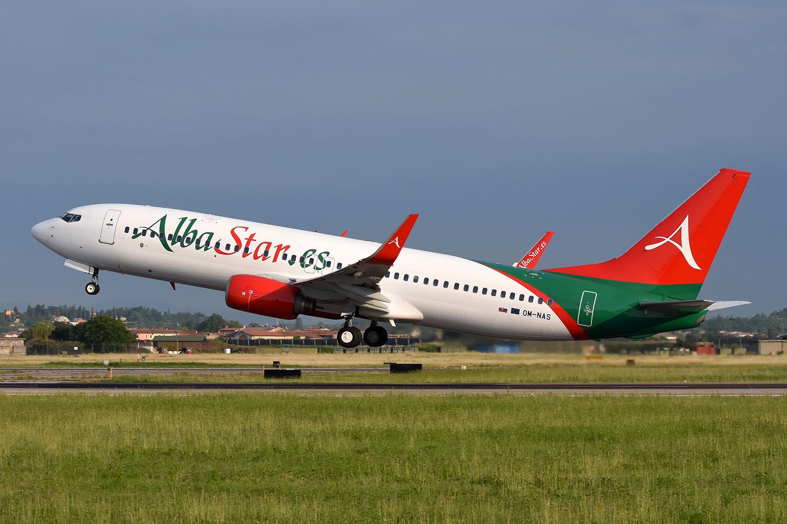 Albastar annuncia la programmazione dei voli per Lourdes per il 2018 ...