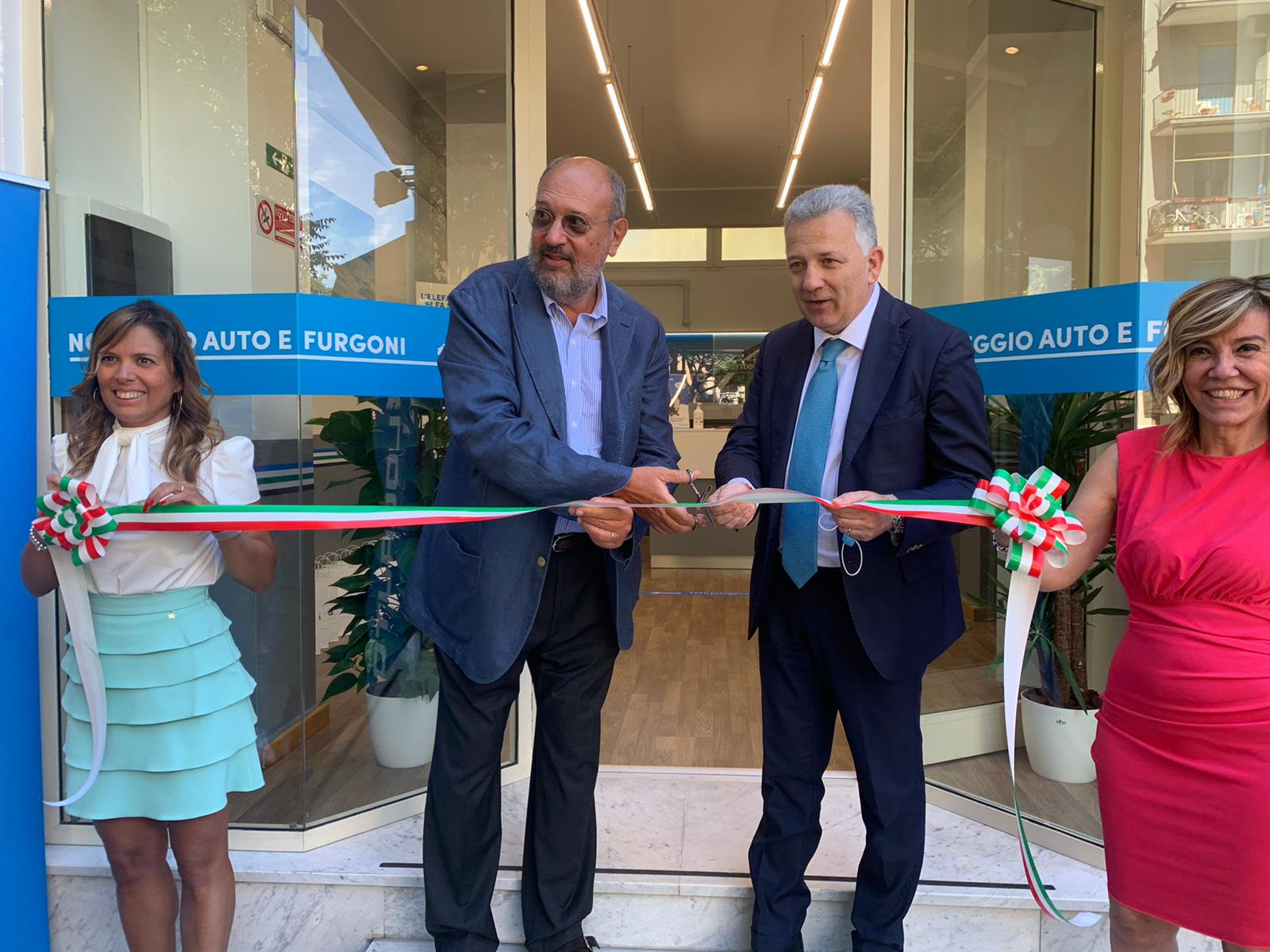 Locauto apre un nuovo ufficio di noleggio a La Spezia - Travelnostop