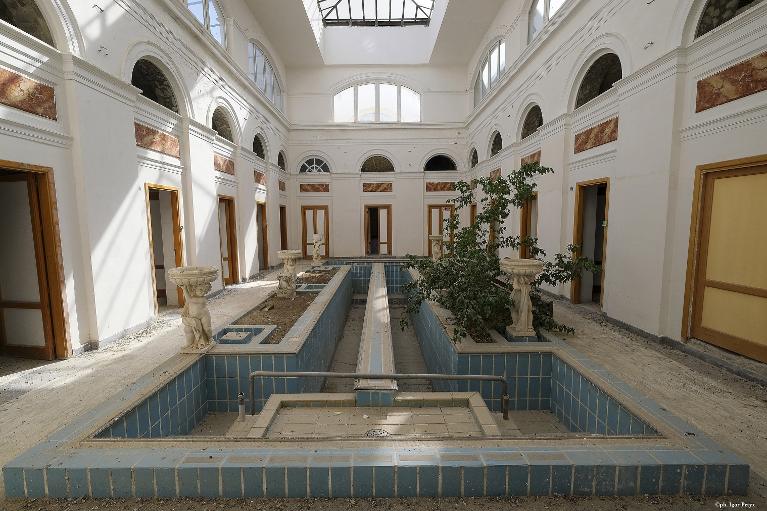A Termini Imerese riaprono terme romane e Grand hotel delle Terme ...