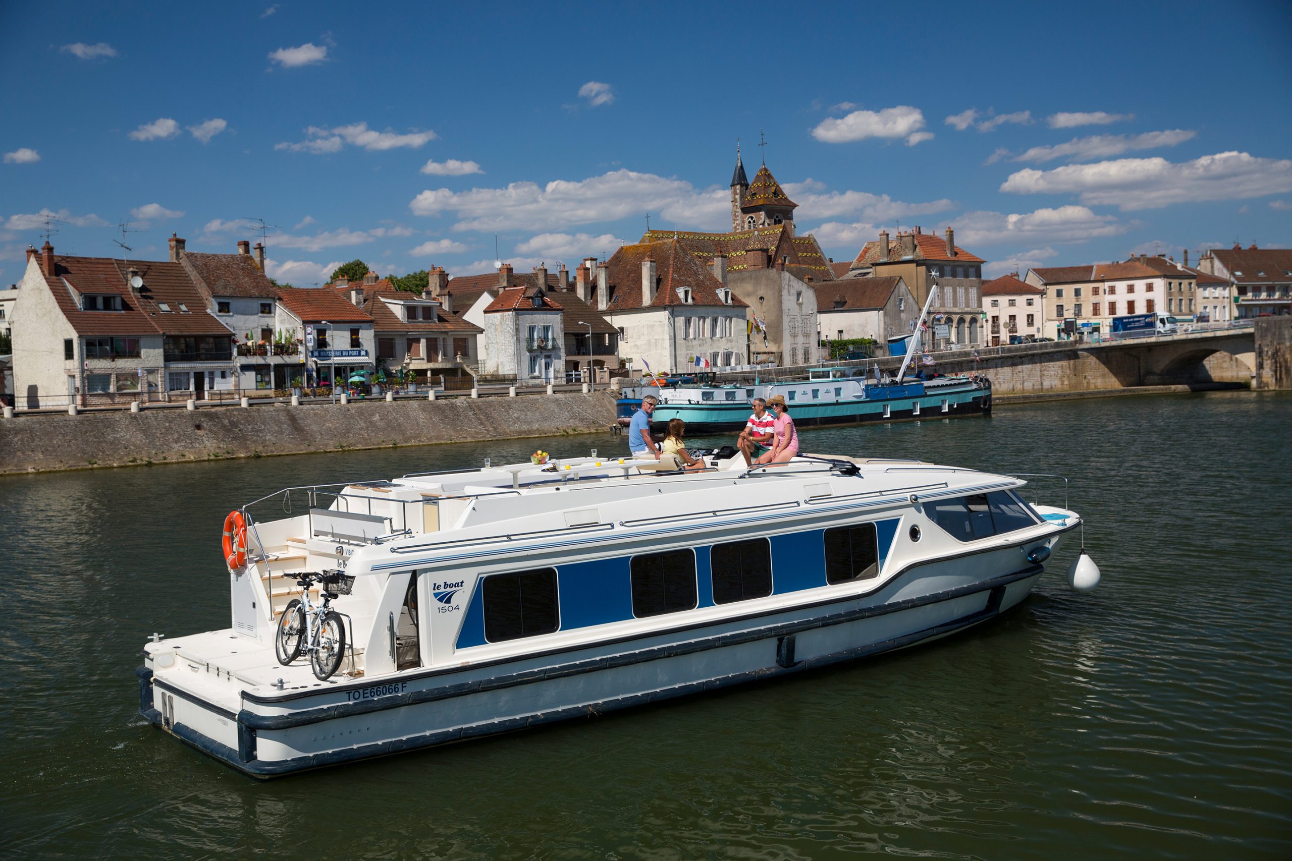 Viaggiare sull'acqua in Italia e all'estero con Le Boat - Travelnostop