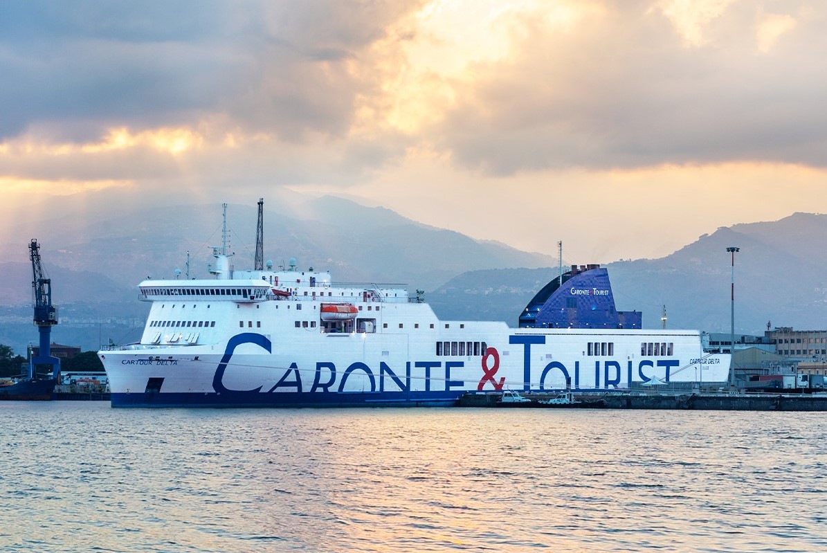 Caronte si aggiudica collegamenti con Lampedusa e Linosa per oltre 40 ...