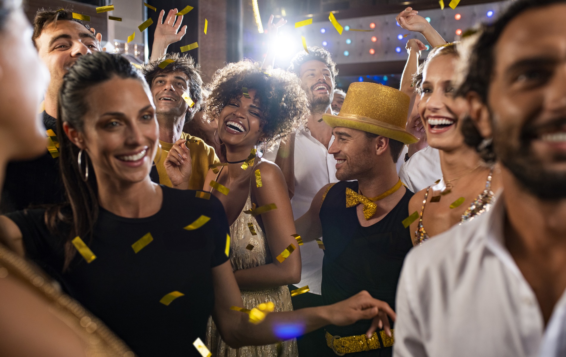 Al via le Glamour Night di Costa Crociere: 12 eventi in 12 città ...